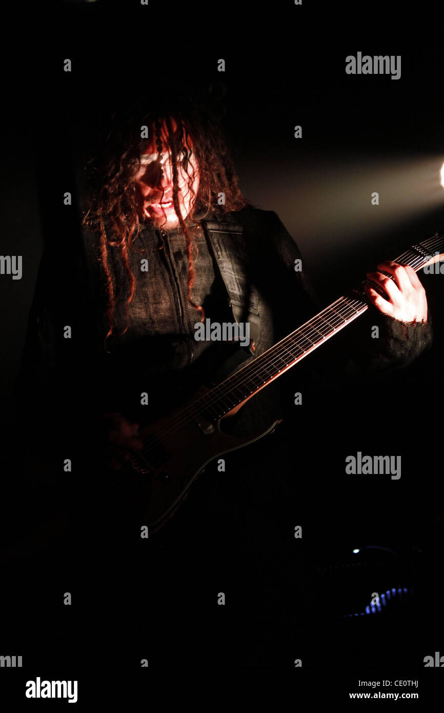 Nov. 4, 2011 - New York, New York, U.S. - JAMES ''MUNKY'' SHAFFER plays ...