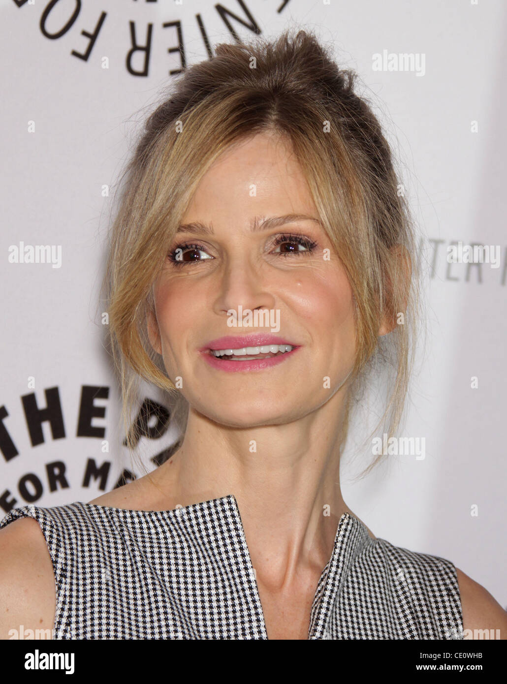 Kyra sedgwick the closer hi-res stock photography and images - Alamy