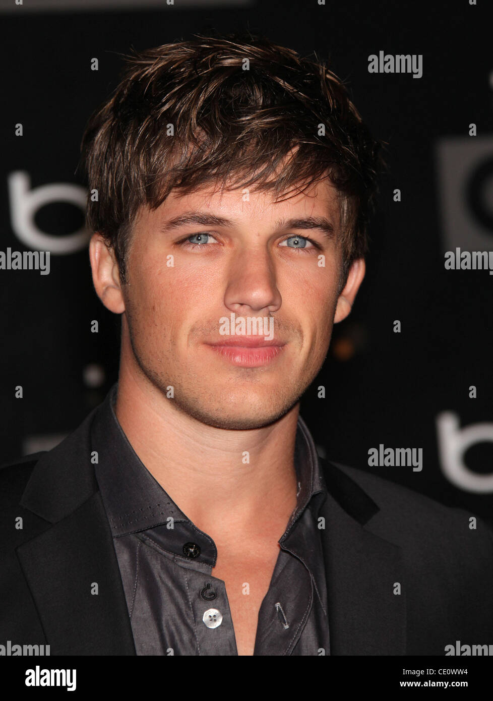 Nina Dobrev And Matt Lanter