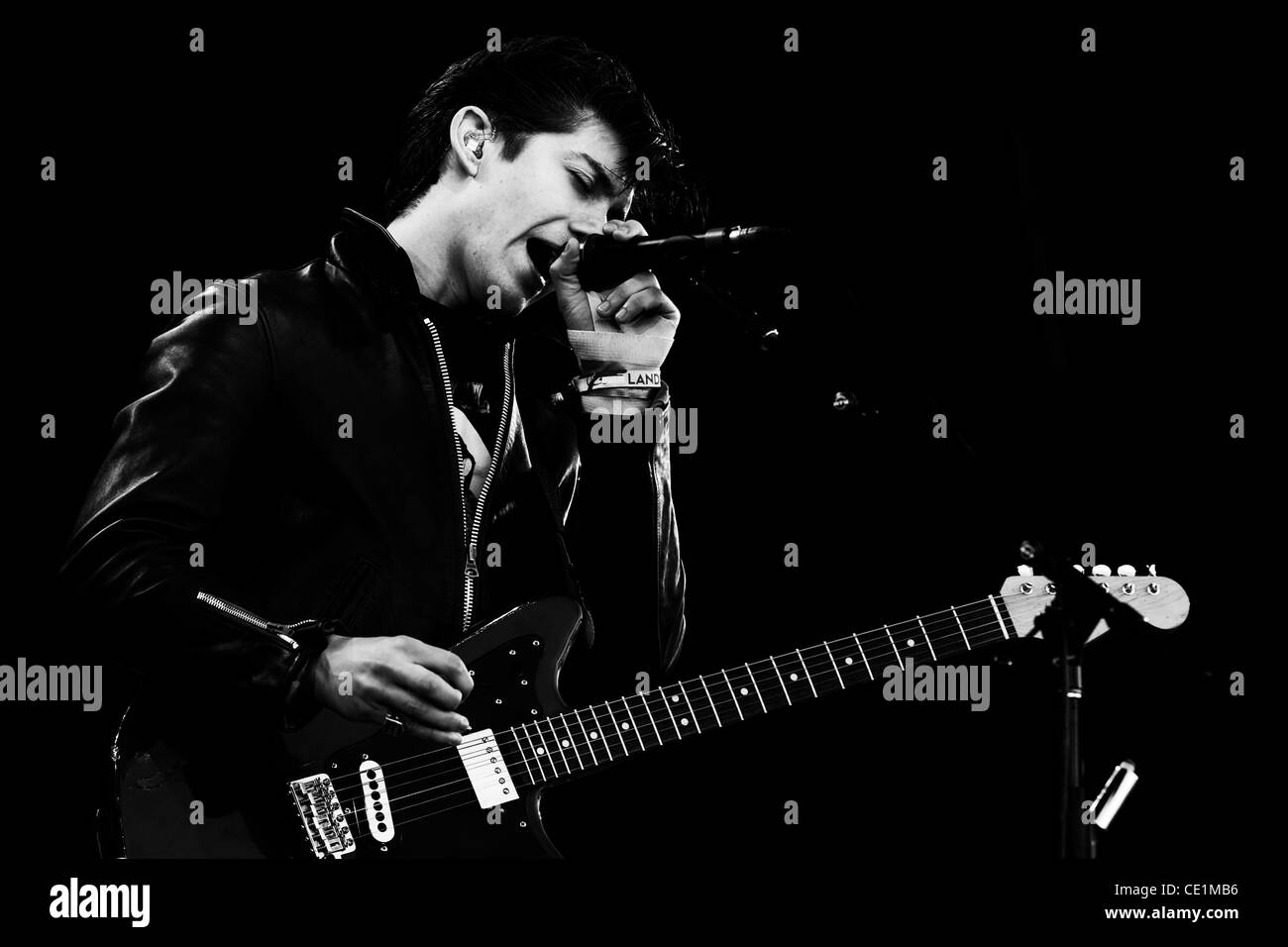 Arctic monkeys 2011 hi-res stock photography and images - Alamy