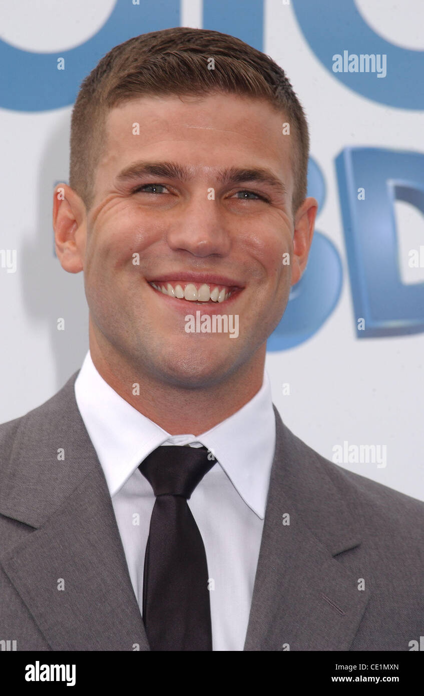 Sept. 17, 2011 - Hollywood, California, U.S. - Austin Stowell attends ...