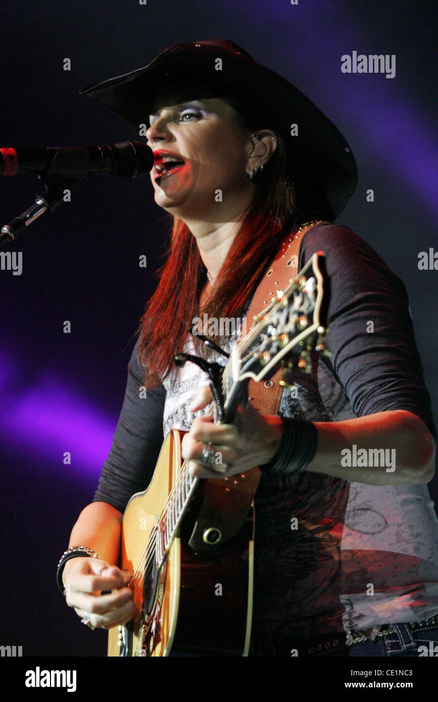 Oct. 8, 2011 - Oshawa, Ontario, Canada - Singer Terri Clark performs in ...