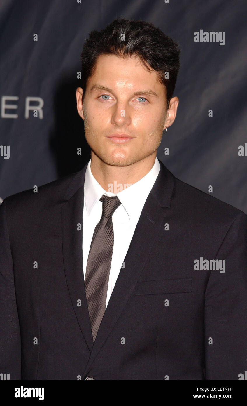 Toby hemingway hi-res stock photography and images - Alamy