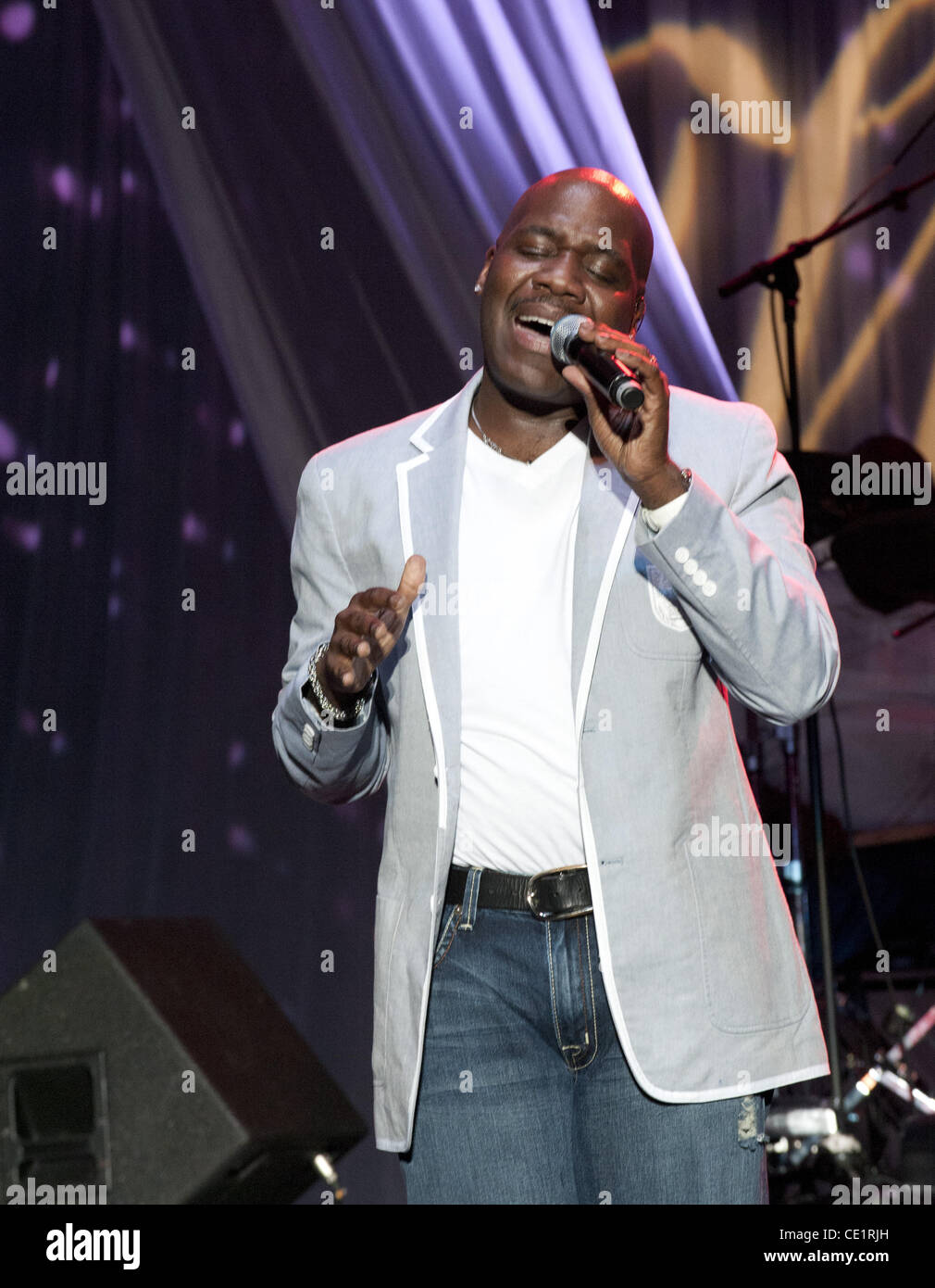 Sept. 1, 2011 - Philadelphia, PA, M - R&B singer and Grammy Award ...