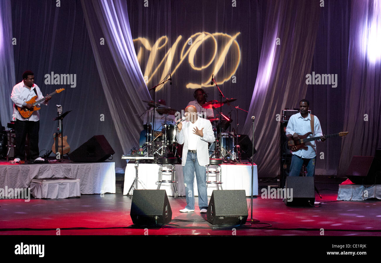 Sept. 1, 2011 - Philadelphia, PA, USA - R&B singer and Grammy Award ...