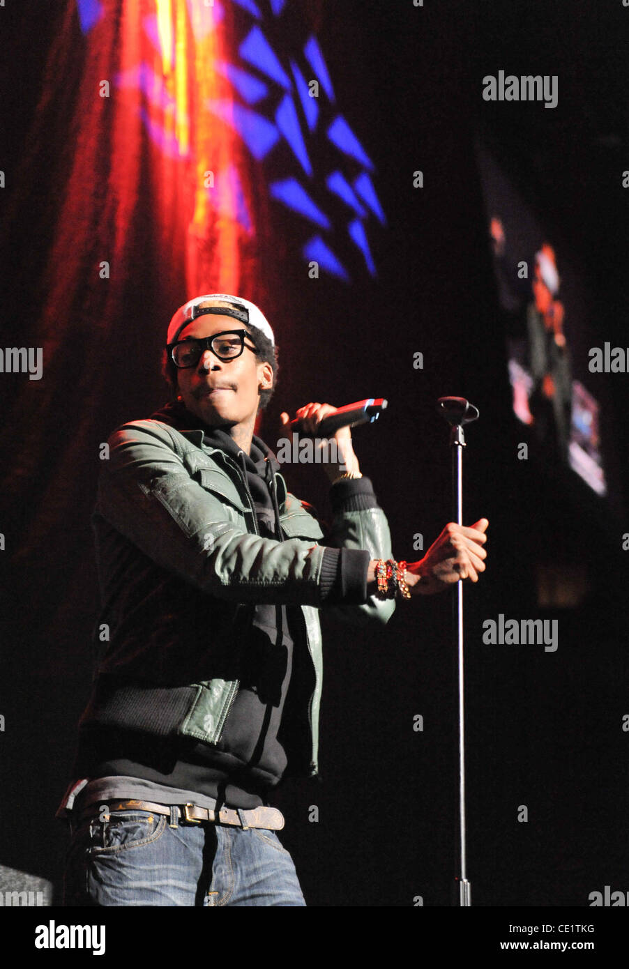 Oct. 28, 2011 - Philadelphia, PAU - Rapper, WIZ KHALIFA performing live ...