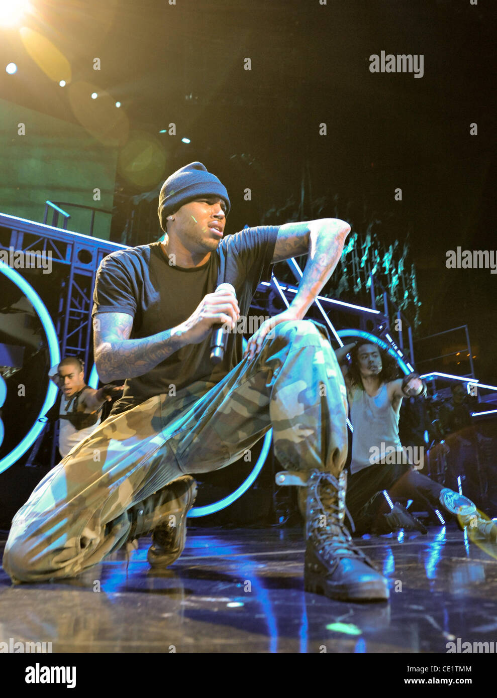 Chris brown singer 2011 hi-res stock photography and images - Alamy