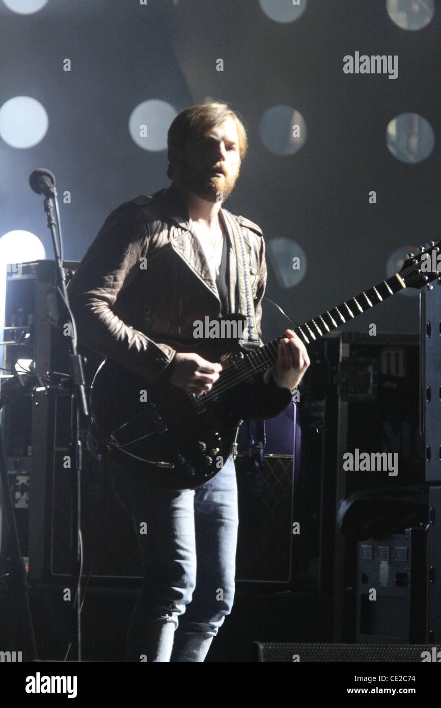 Singer Caleb Followill of "Kings of Leon" performing on stage MTV ...