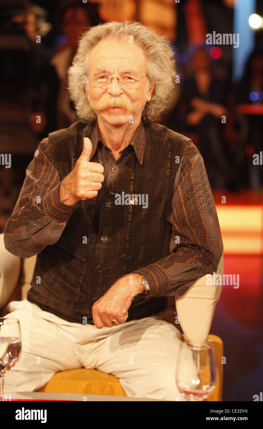 Jean Puetz on German talkshow '3 nach 9'. Bremen, Germany - 29.10.2010 ...