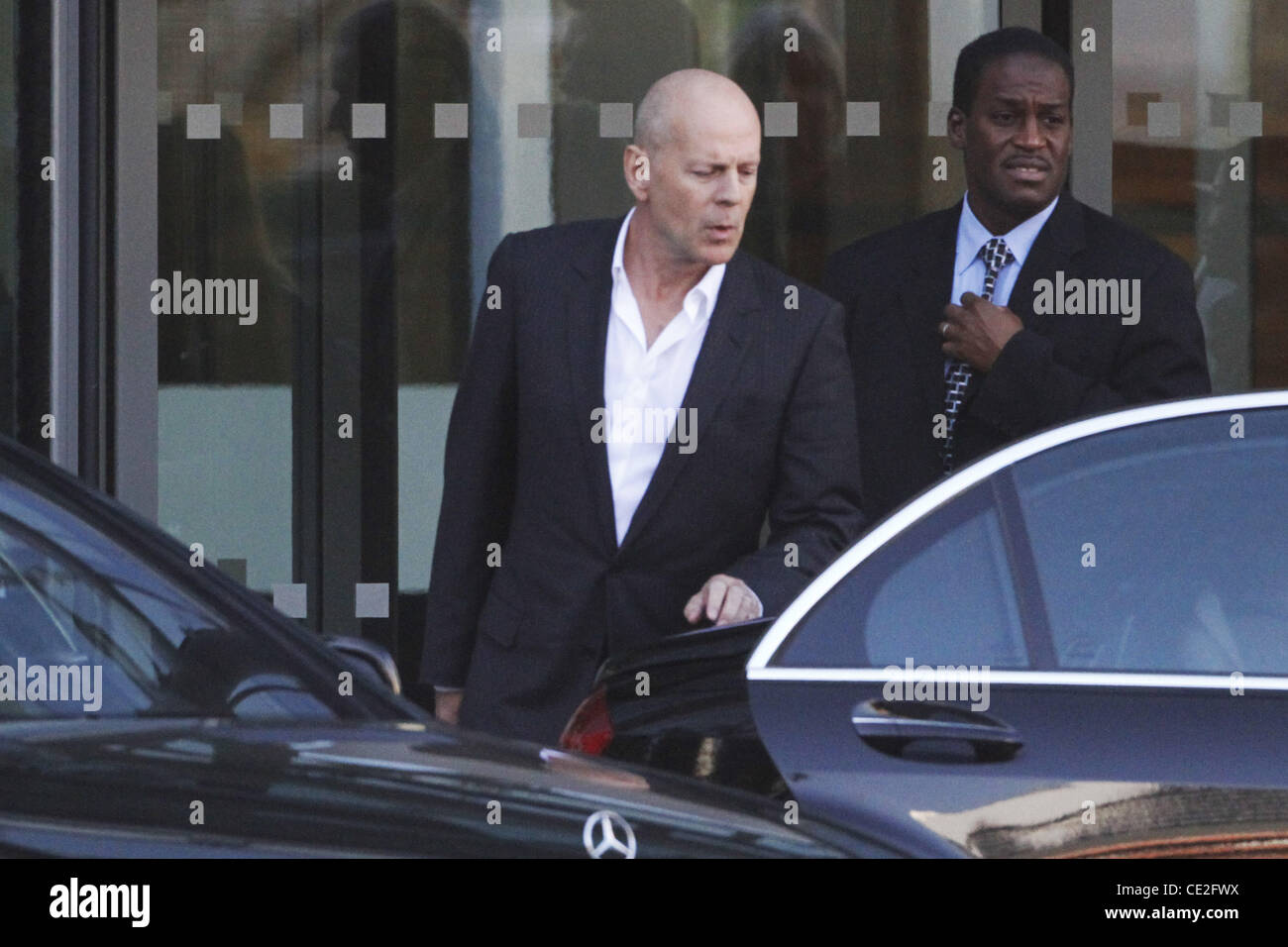 Bruce willis leaving axel springer hi-res stock photography and images ...