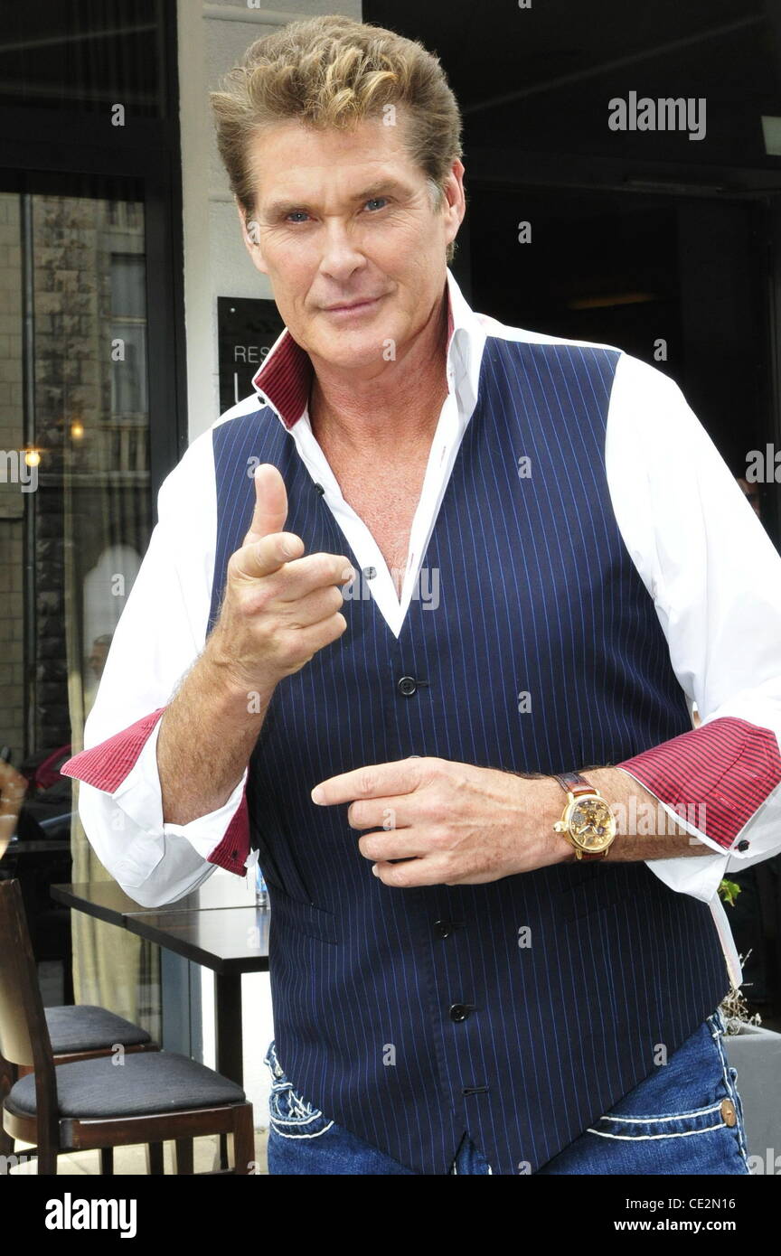 David Hasselhoff promoting his autobiography 'Wellengang meines Lebens ...