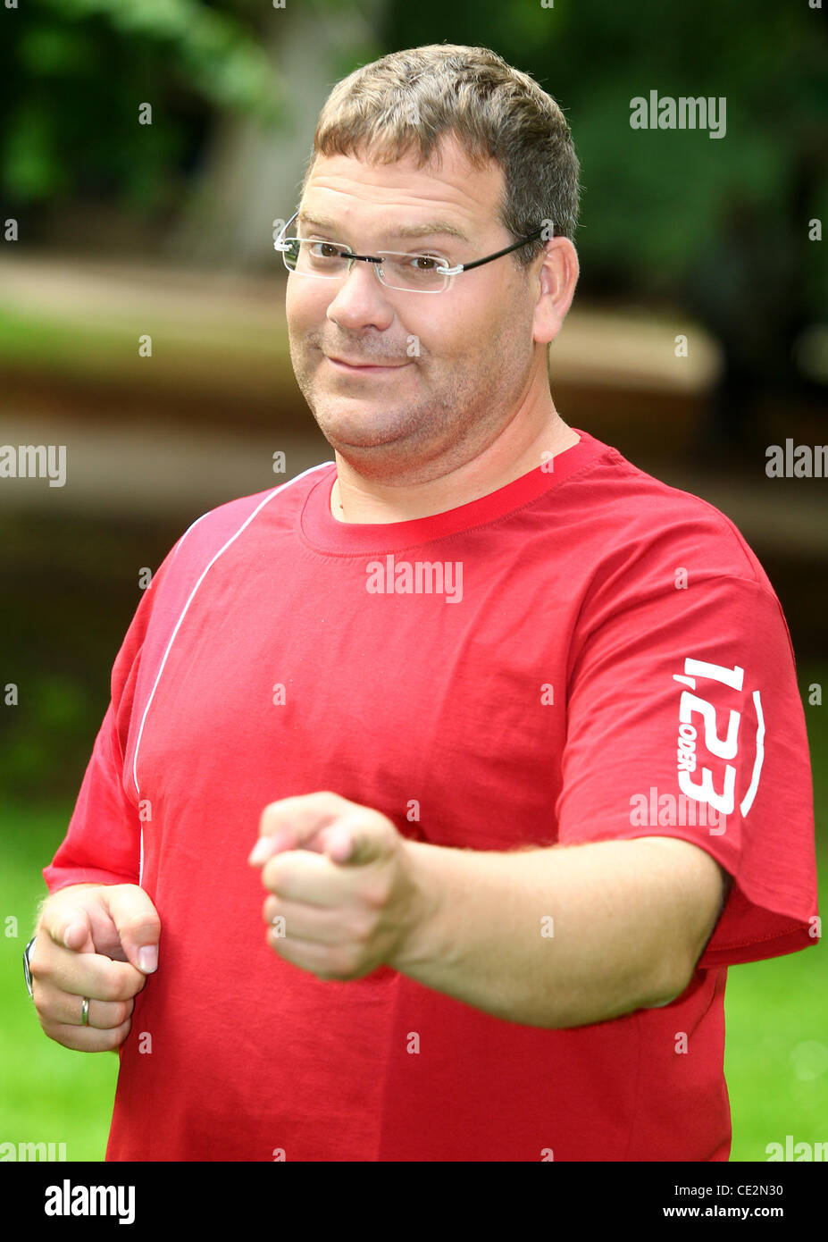 Elton at a photocall at Stadtgarten to promote ZDF TV show "1,2 oder 3 ...