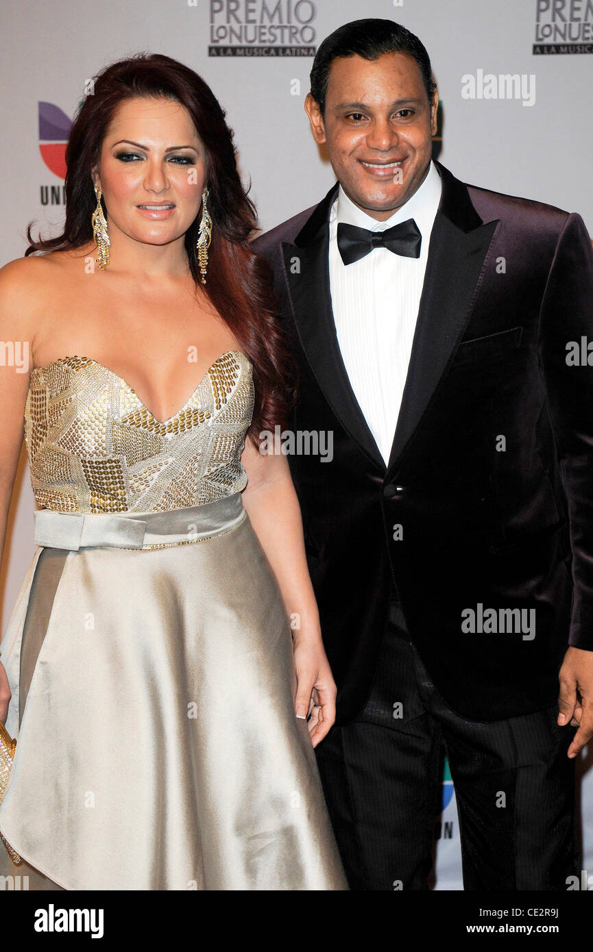 Guest and Sammy Sosa Univision's Premio Lo Nuestro a La Musica Latina ...