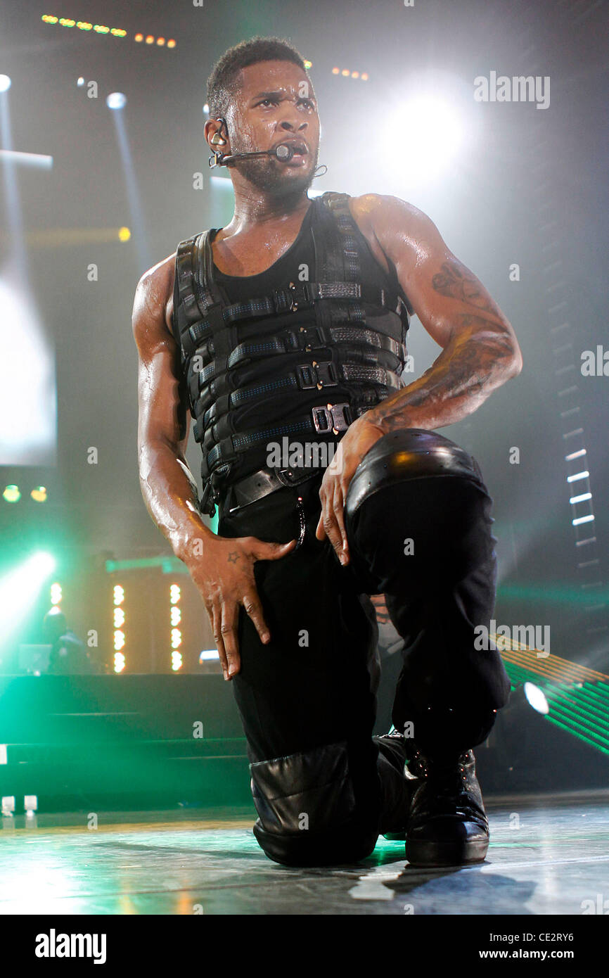 Usher performing at the National Indoor Arena (NIA) Birmingham, England ...