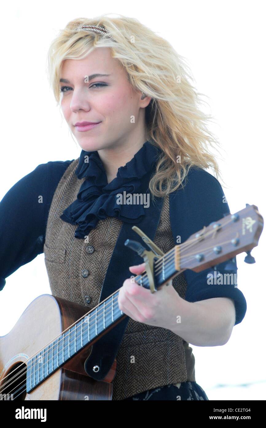 Kimberly Perry from the musical group The Band Perry performing KISS ...