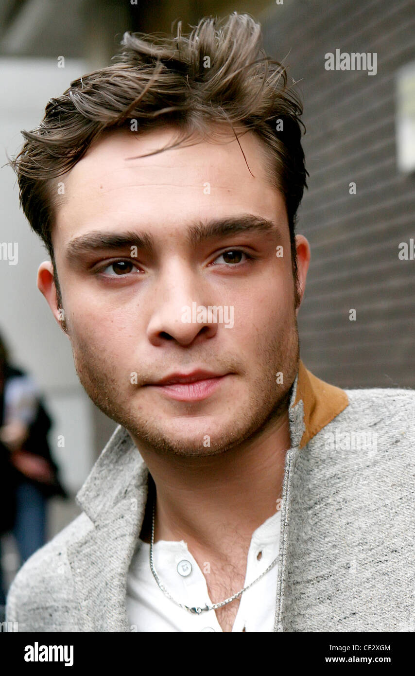 Ed westwick, gossip girl hi-res stock photography and images - Alamy