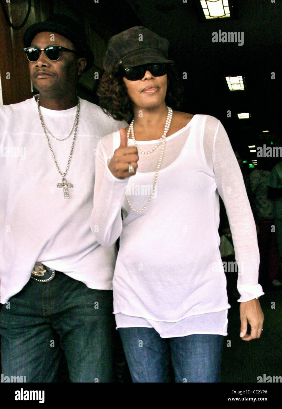 ***File Photo*** * WHITNEY HOUSTON DEAD AT 48 Embattled soul superstar ...