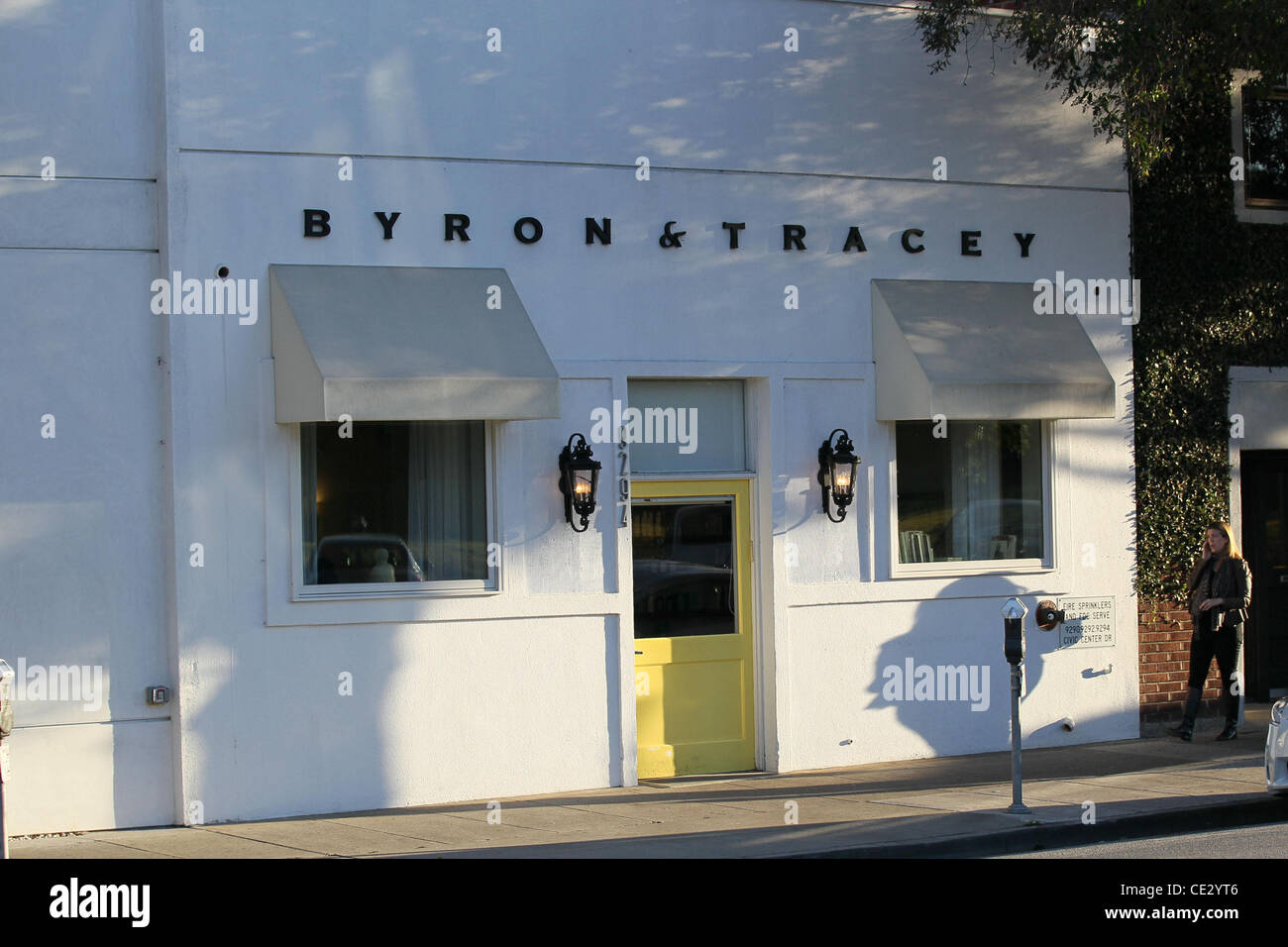 The beverly hilton exterior hi-res stock photography and images - Alamy