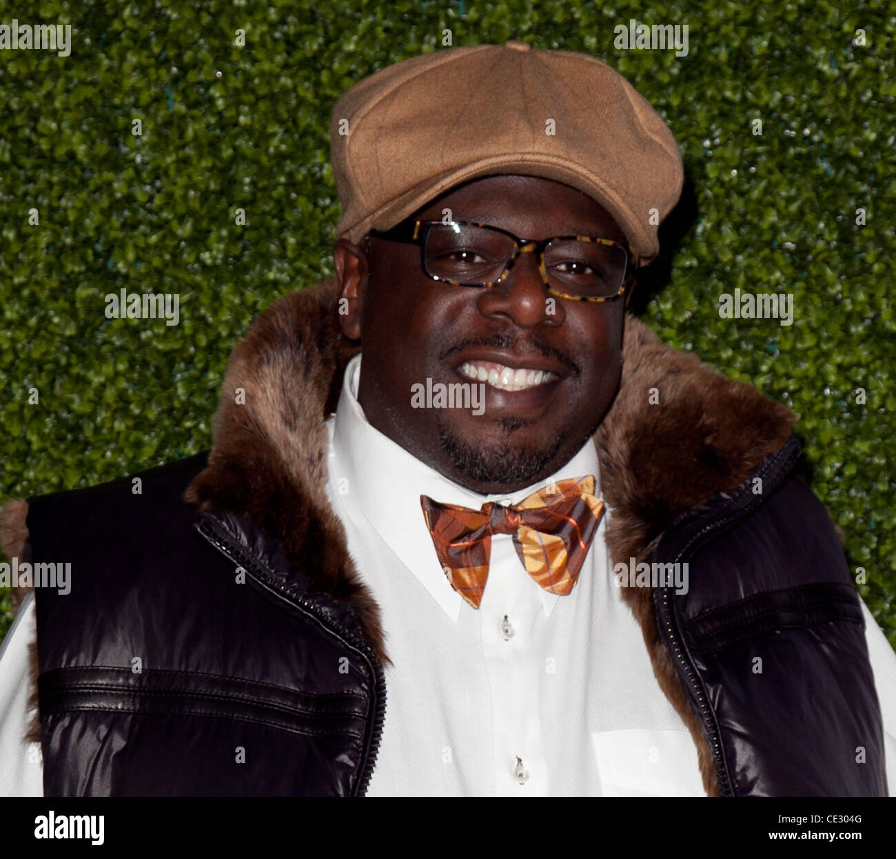 Cedric the Entertainer The Black Eyed Peas & Friends Peapod Benefit ...