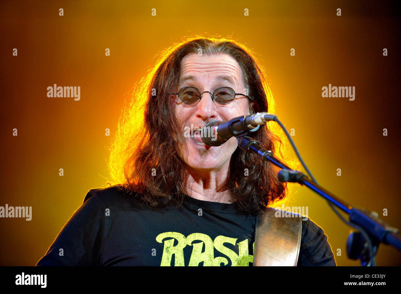 Rush canadian rock band hi-res stock photography and images - Alamy