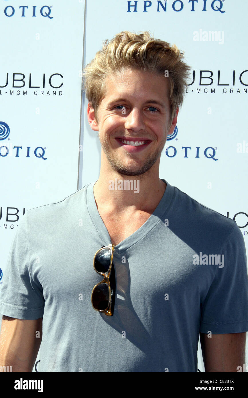 Matt barr hi-res stock photography and images - Alamy