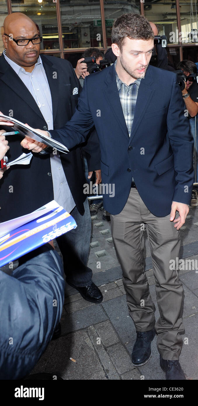 Justin Timberlake outside BBC Radio 1 Studios London, England - 08.10. ...
