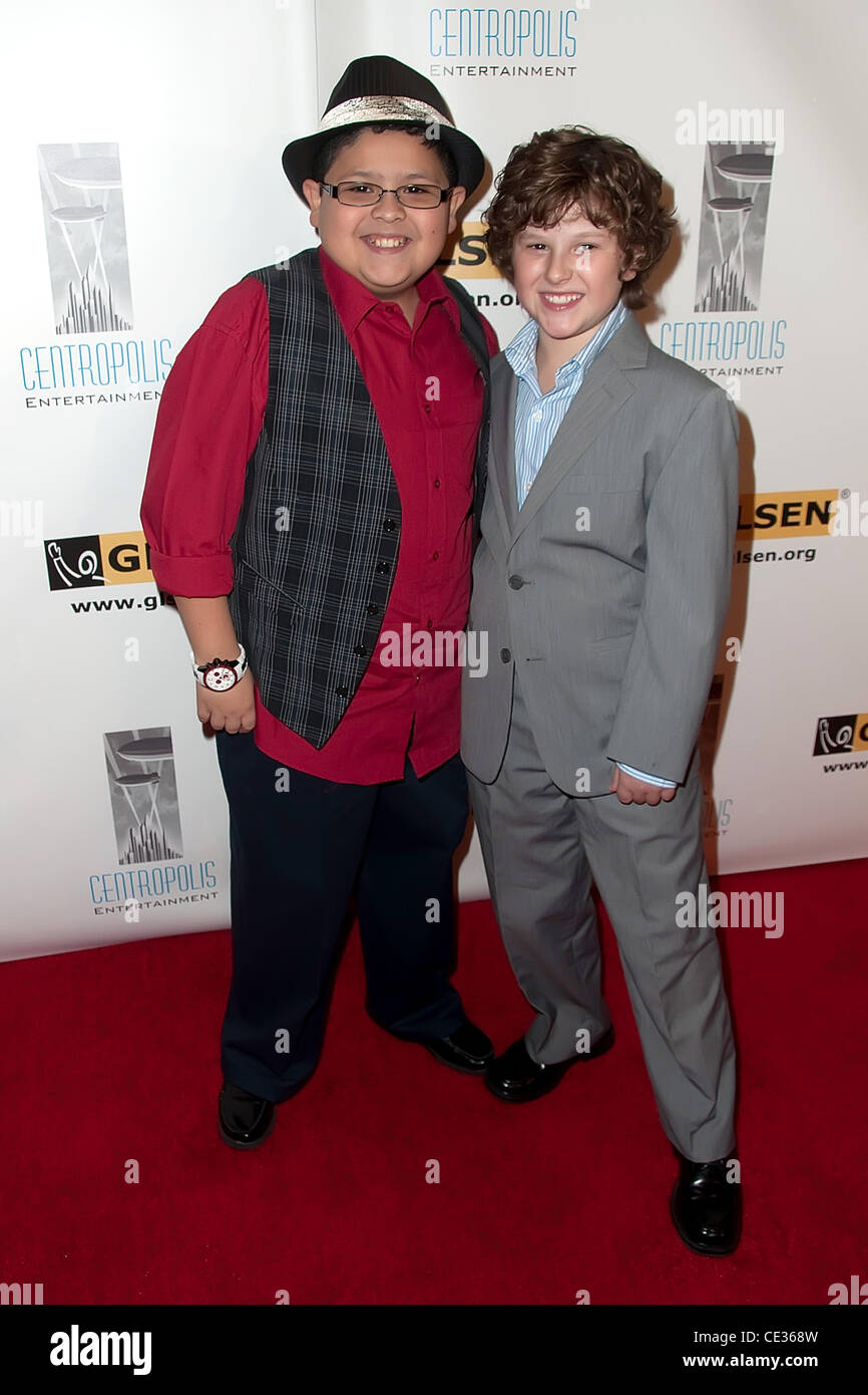 Nolan gould and rico rodriguez hi-res stock photography and images - Alamy
