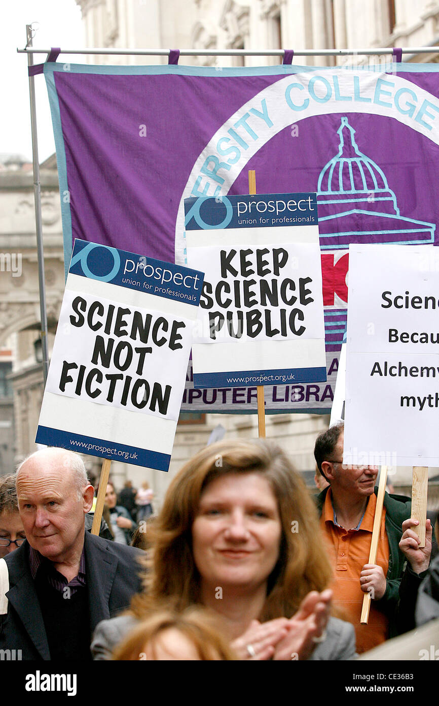 Converge science hi-res stock photography and images - Alamy