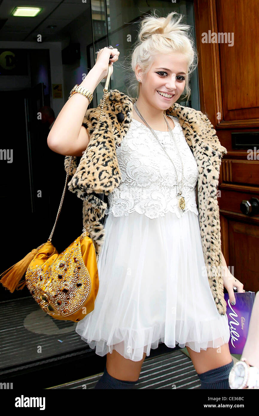 Pixie Lott And One Direction