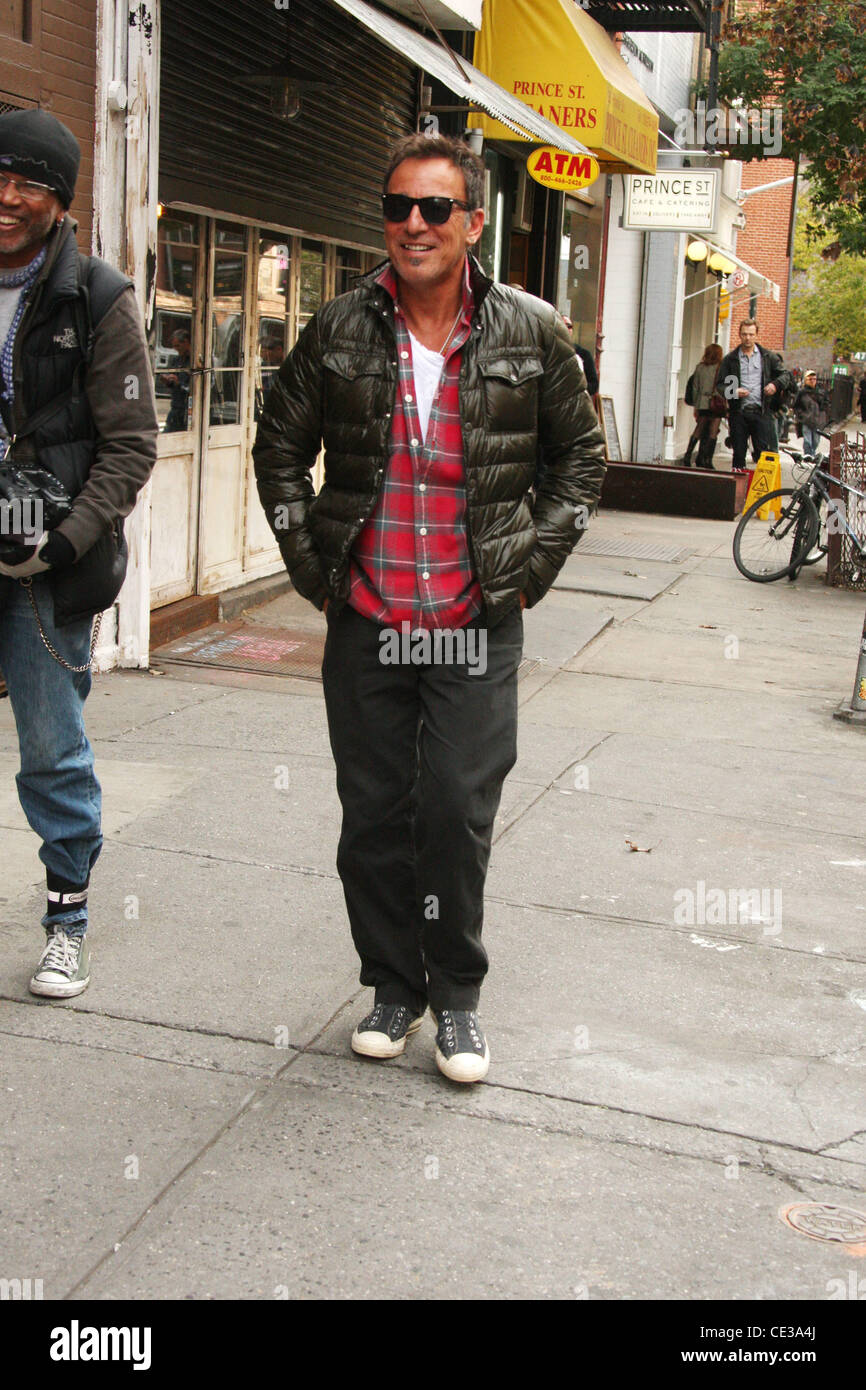 Bruce springsteen paparazzi hi-res stock photography and images - Alamy