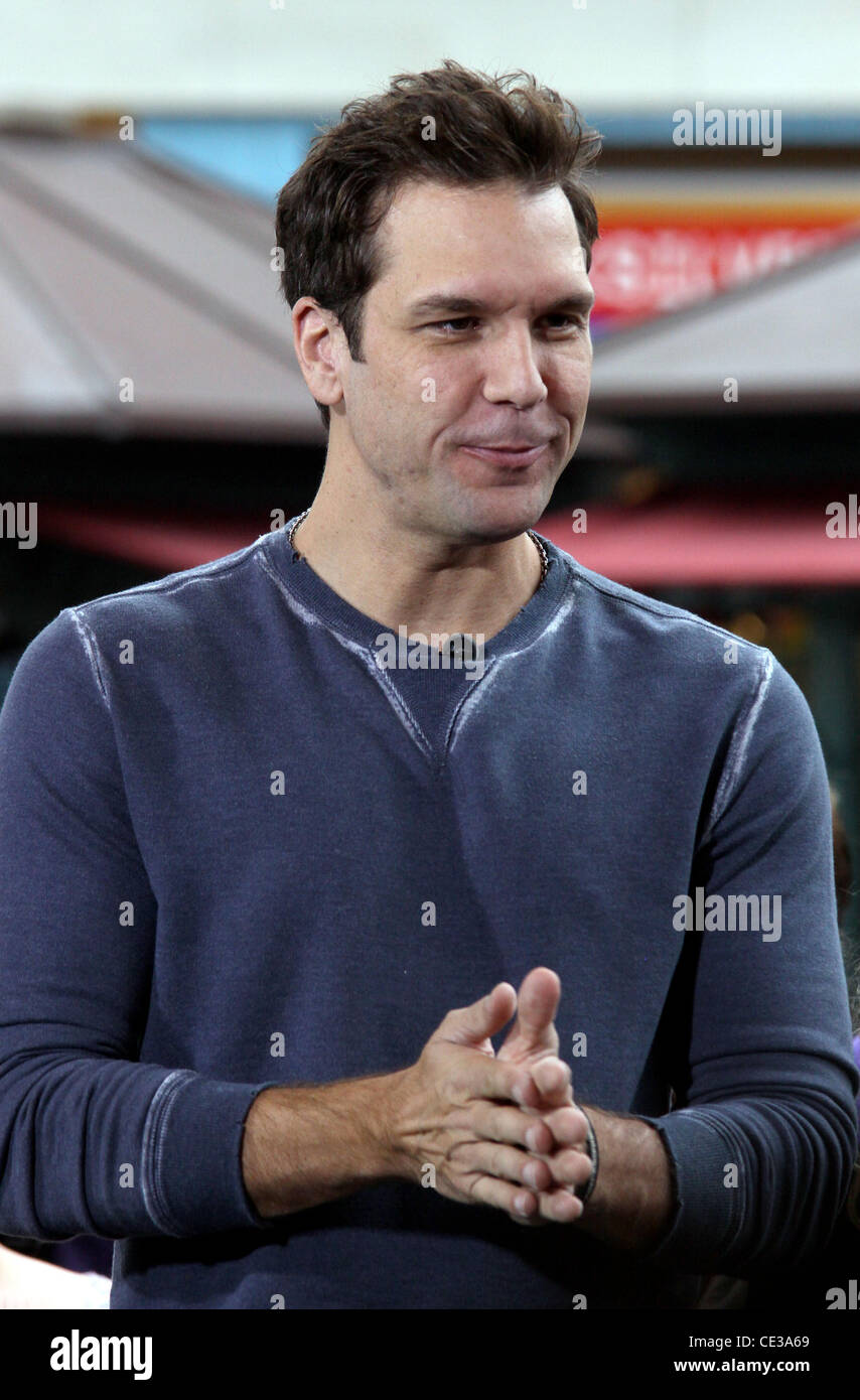 Dane Cook, Comedian/Actor, talks about his latest comedy DVD "I Did My ...