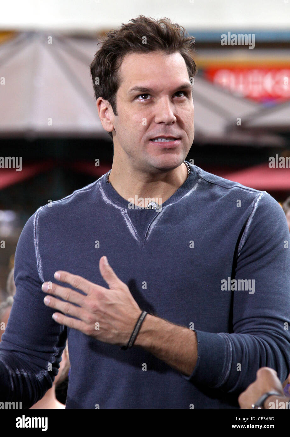 Dane Cook, Comedian/Actor, talks about his latest comedy DVD "I Did My ...