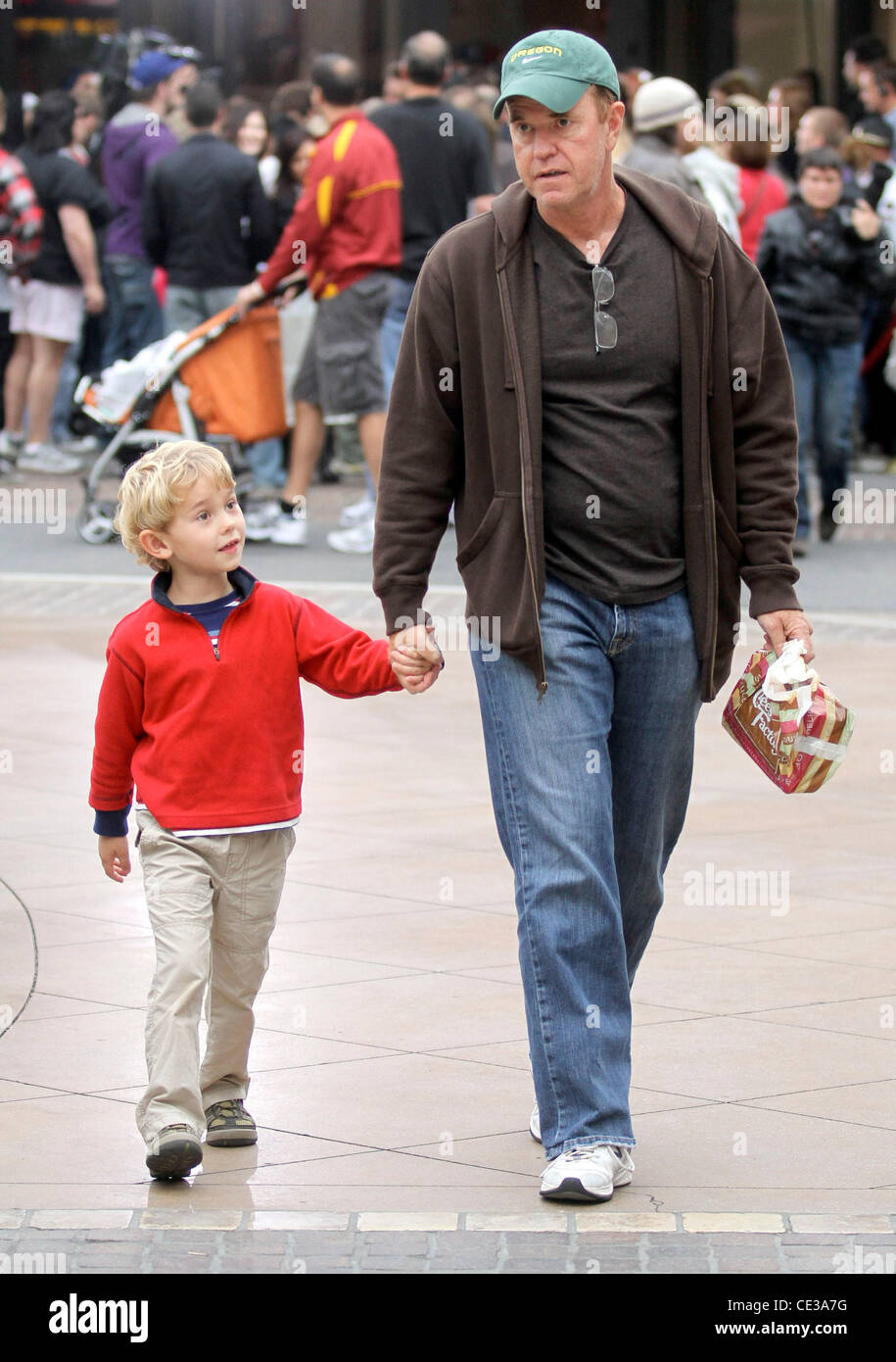 Actor Steve Hytner with his son shopping at The Grove West Hollywood ...