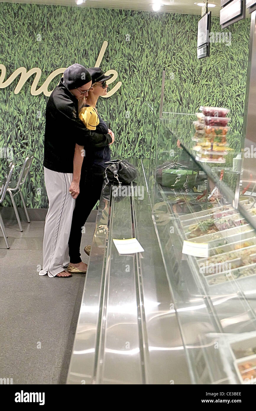 Cy Waits and Paris Hilton Paris Hilton cuddling with her boyfriend as ...