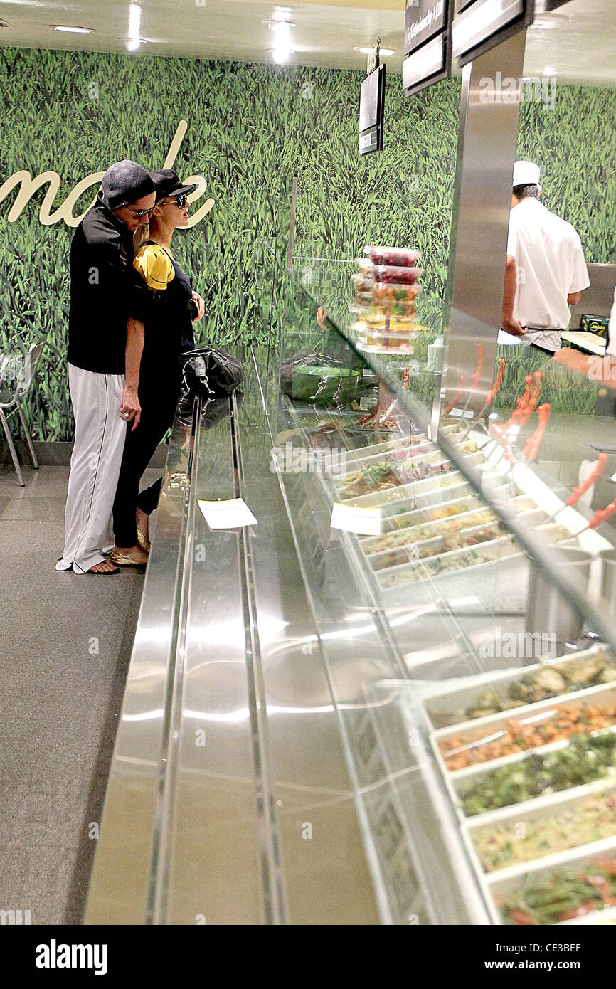 Cy Waits and Paris Hilton Paris Hilton cuddling with her boyfriend as ...