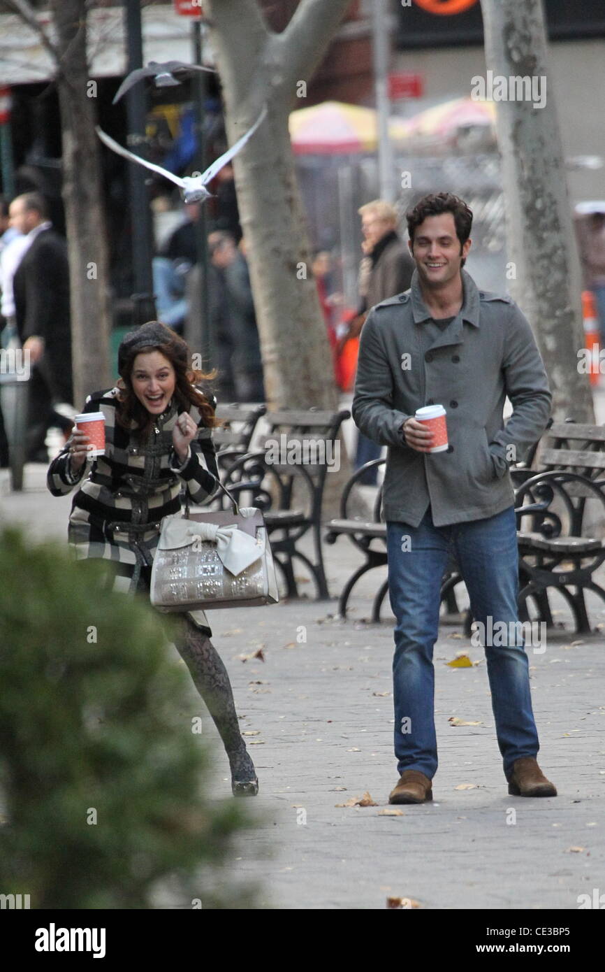 Leighton Meester and Penn Badgley are attacked by a pigeon while ...
