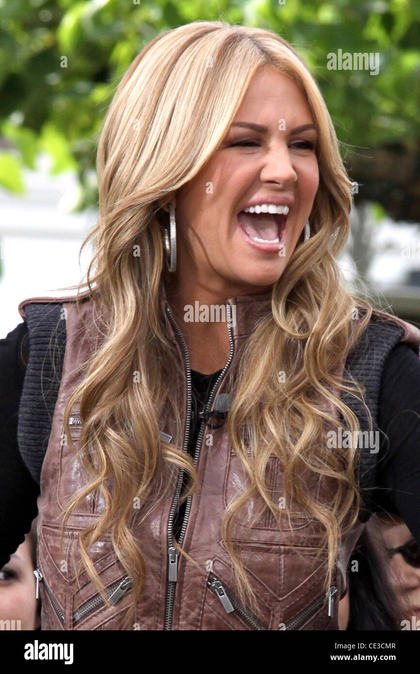 Nancy O'Dell films an interview for the entertainment television news ...