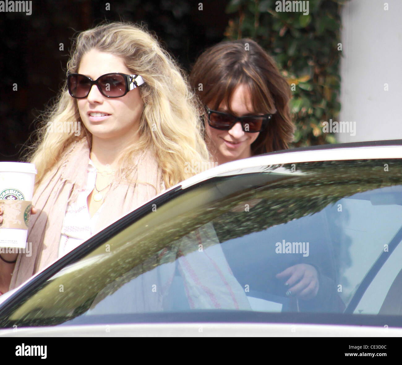 Actress Jennifer Love Hewitt and her personal assistant leaving the ...