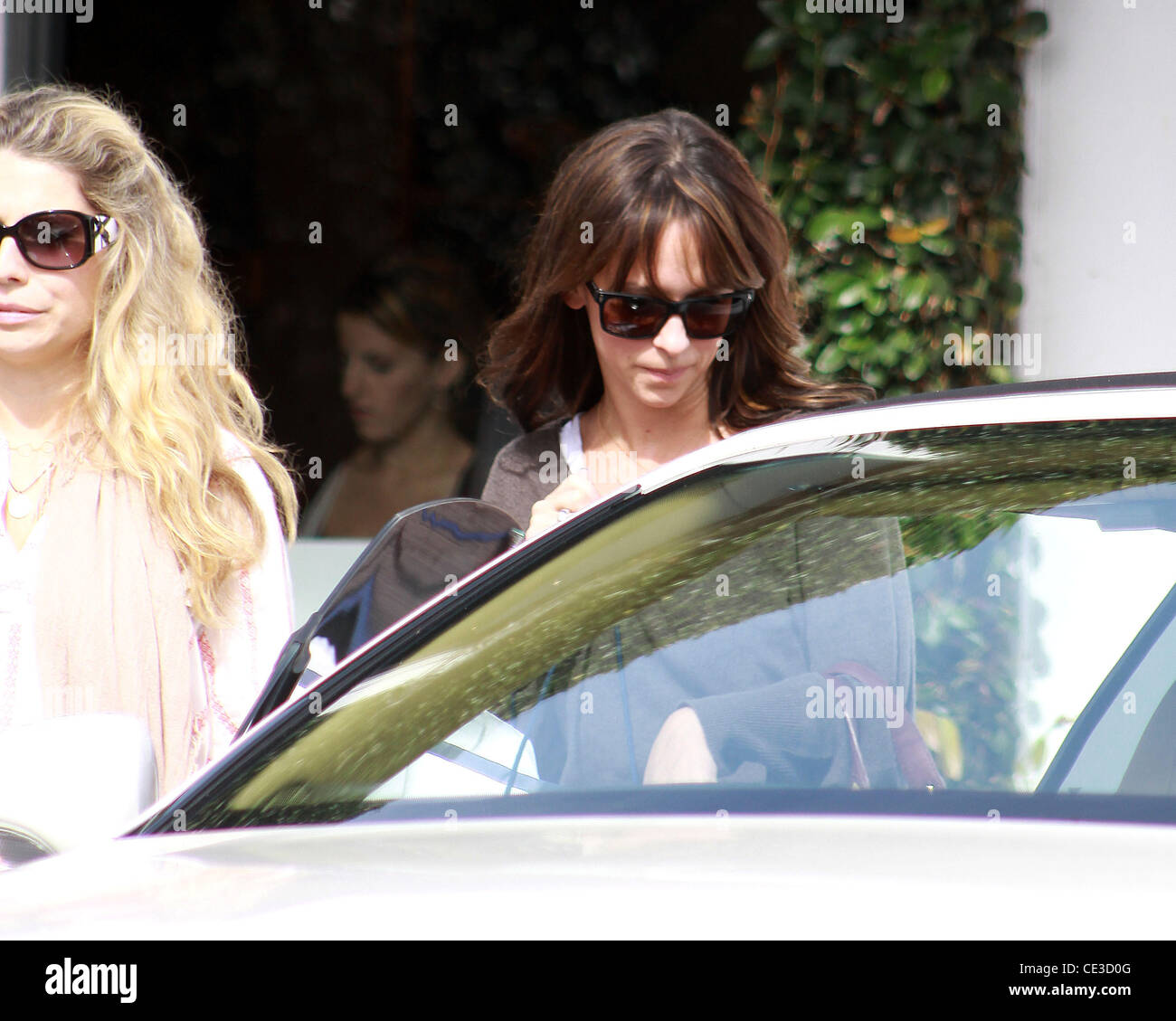 Actress Jennifer Love Hewitt and her personal assistant leaving the ...