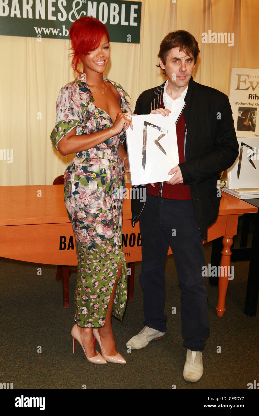 Simon henwood hi-res stock photography and images - Alamy