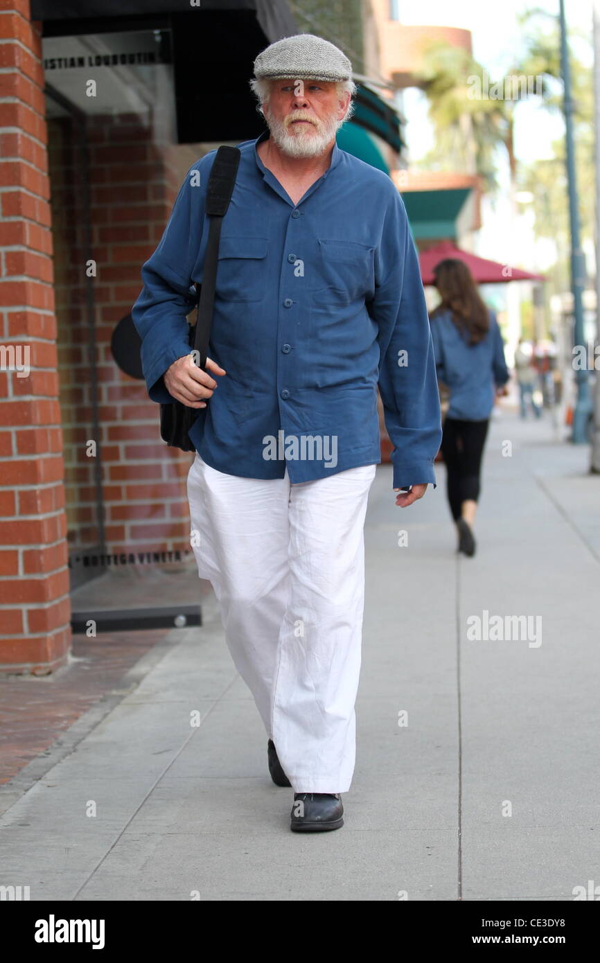 Nick Nolte sporting a full beard as he shops in Hollywood Los Angeles ...