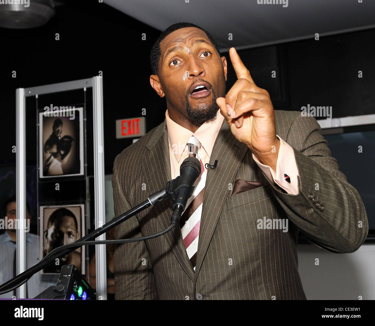 Baltimore Ravens star linebacker Ray Lewis opens Fort Lauderdale based ...
