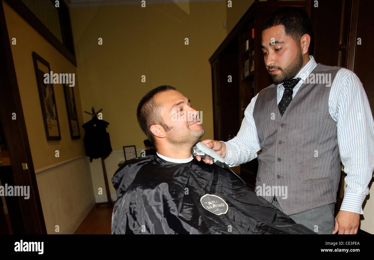 Nick Swisher New York Yankees outfielder getting his beard shaved at ...