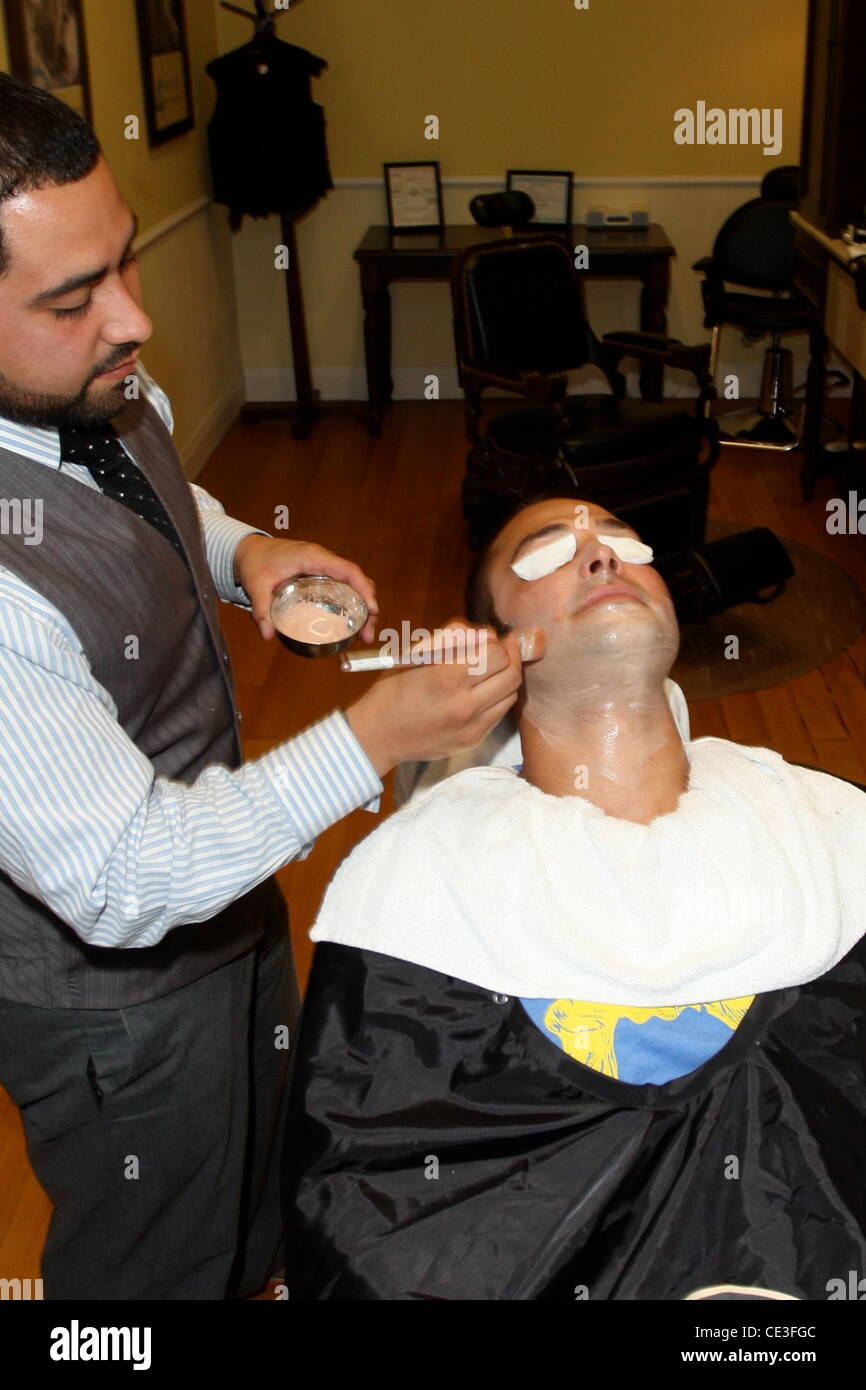 Nick Swisher New York Yankees outfielder getting his beard shaved at ...