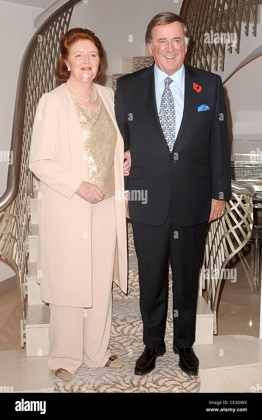 Sir terry and lady wogan hi-res stock photography and images - Alamy