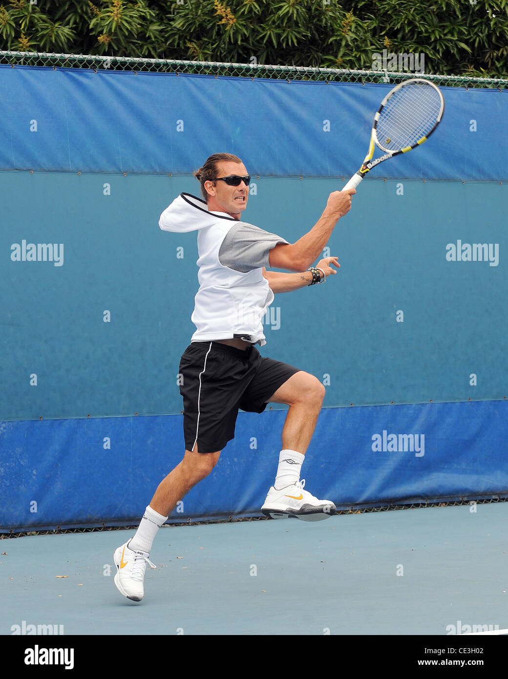 Gavin Rossdale 2010 Chris Evert / Raymond James Pro-Celebrity Tennis ...