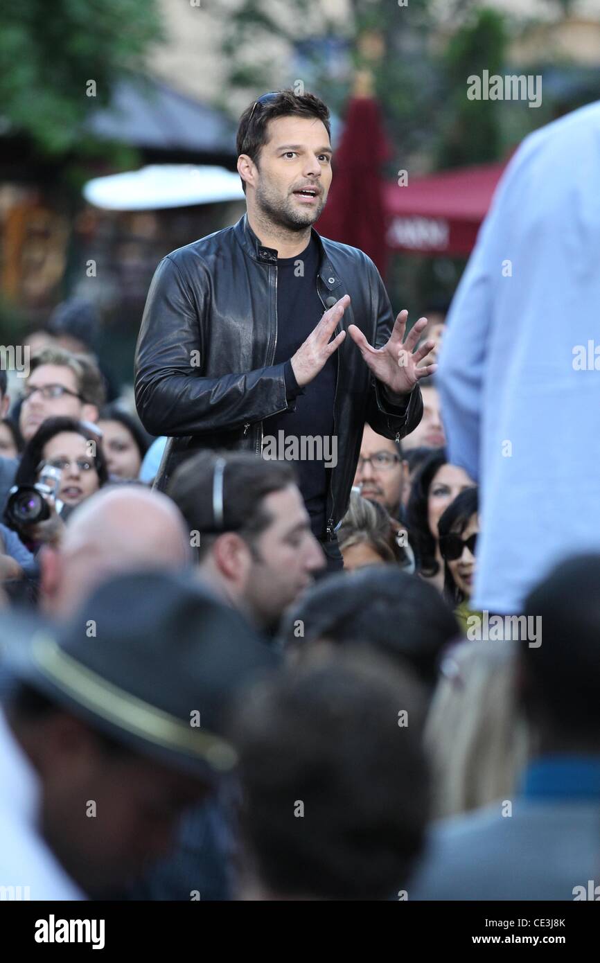 Ricky Martin films an interview for the entertainment television news ...
