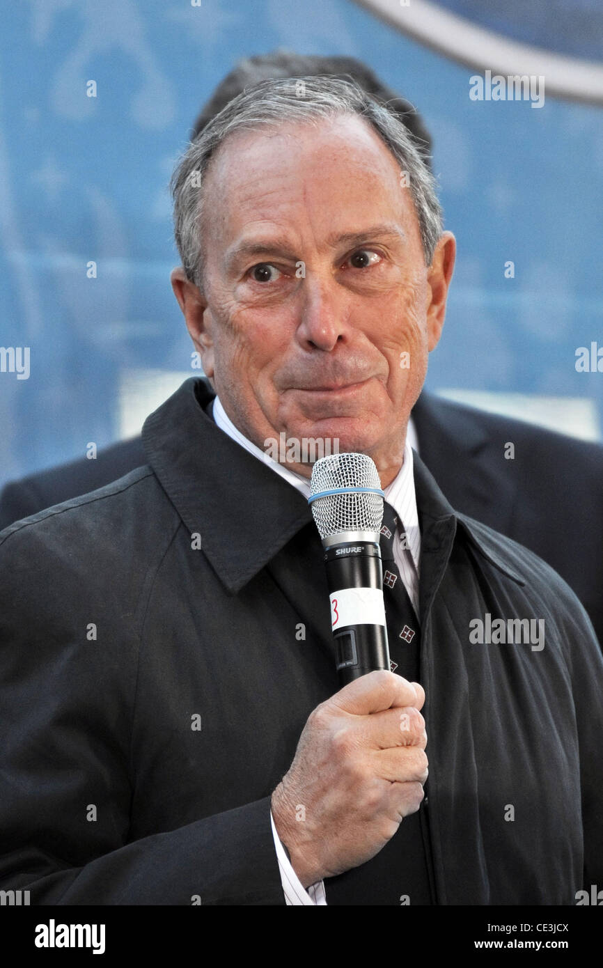 Mayor Michael Bloomberg Disney Times Square Grand Opening Parade and ...