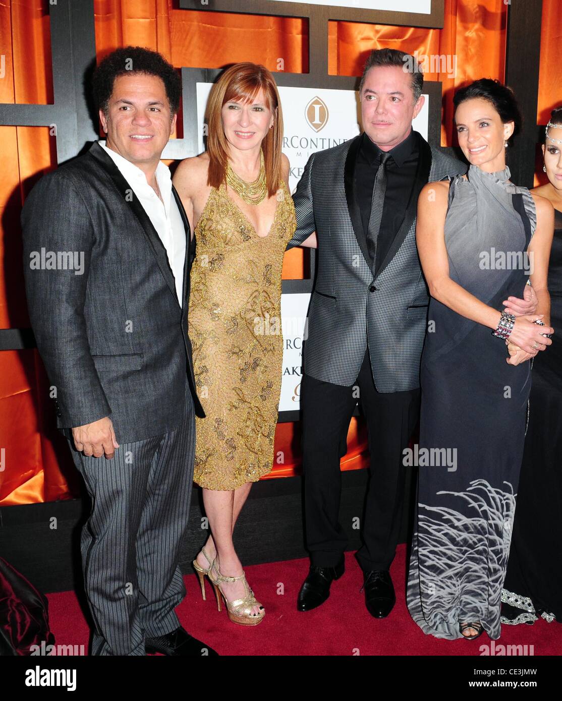 Romero Britto, Nicole Miller, Shareef Malnik and Gabrielle Anwar The ...