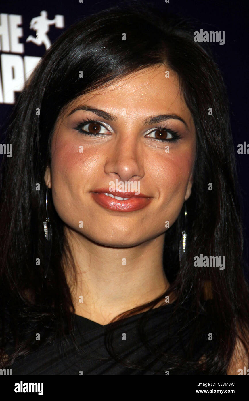 Mahsa saeidi azcuy hi-res stock photography and images - Alamy